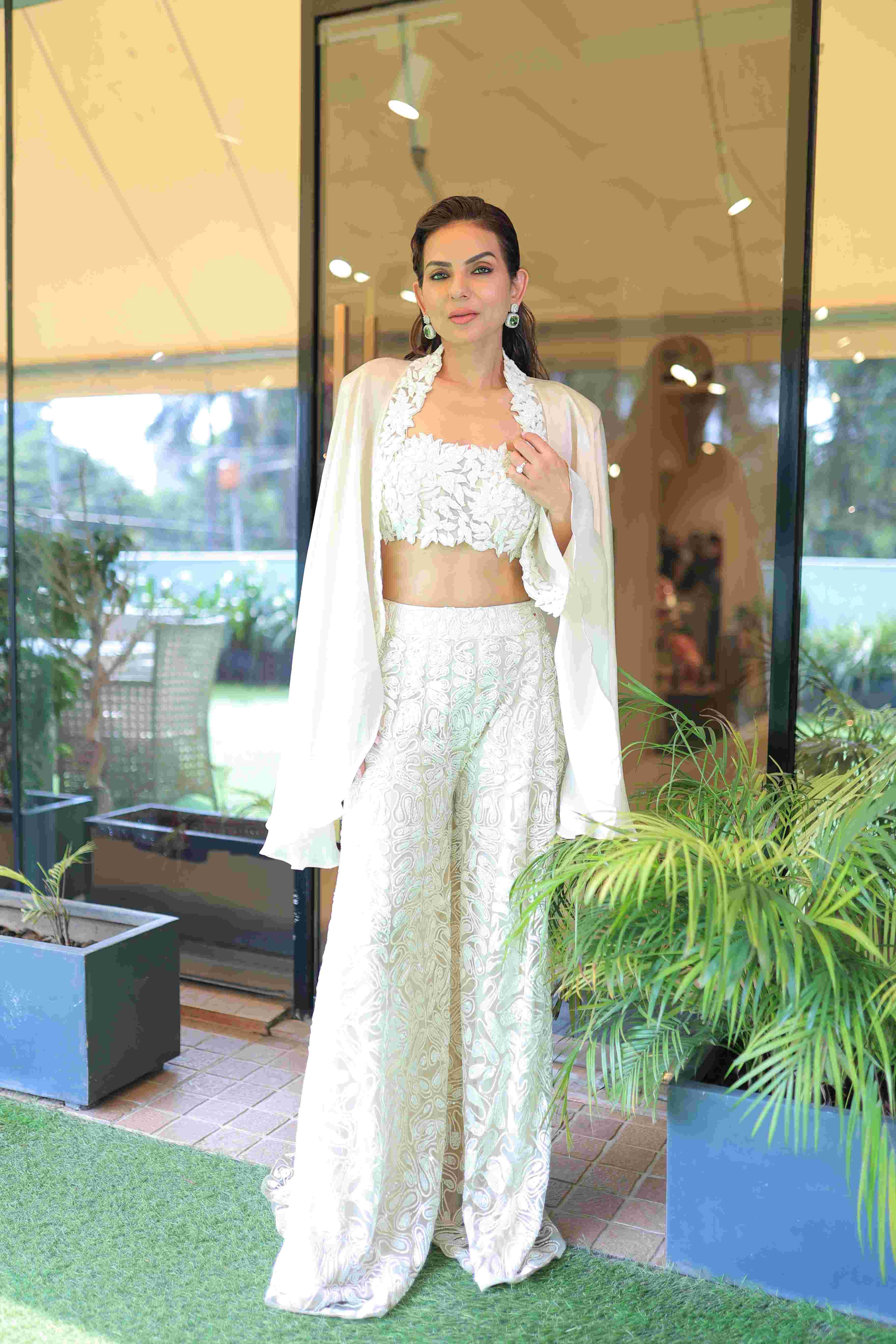 Gauri Mehta Dazzles in Ina Designer Sharara | Asaga – asaga